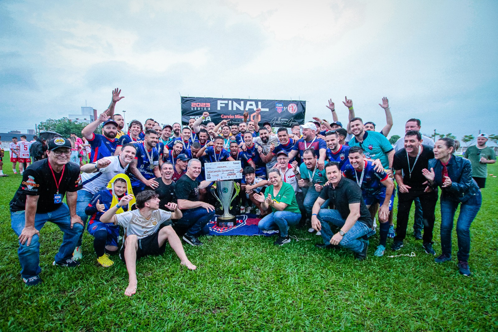 Içara é campeão do Regional da Larm- Taça Carvão Mineral Leia no Portal ...