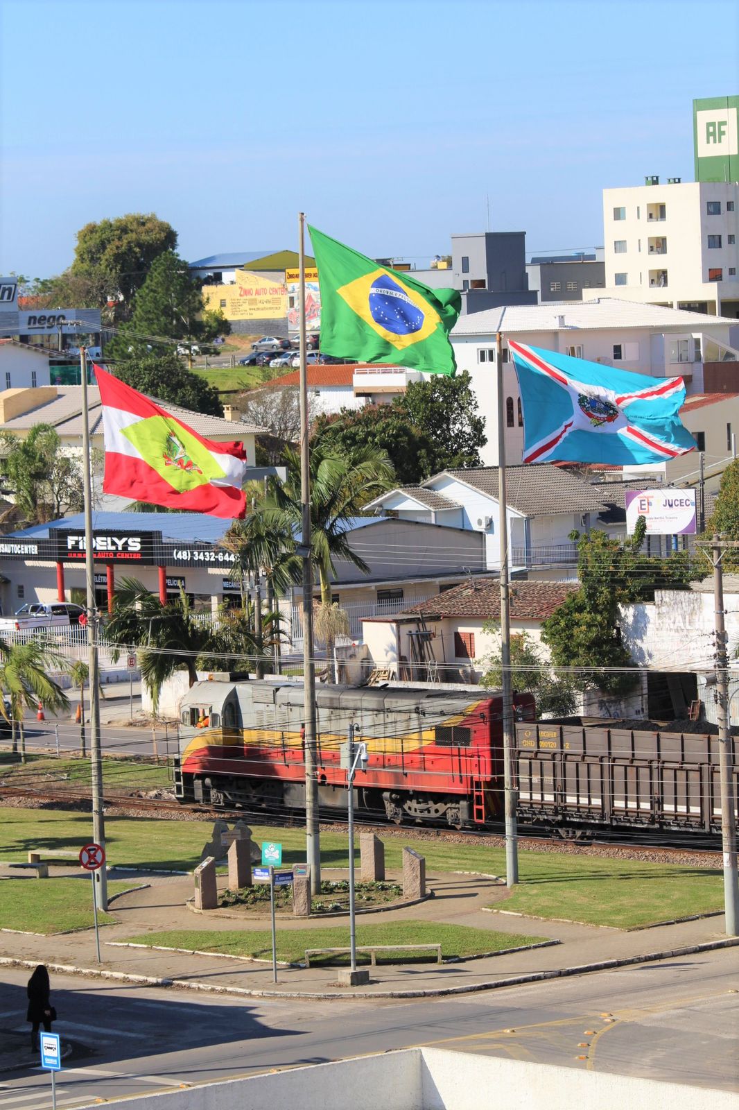 Içara celebra 62 anos como a capital do mel e referência na indústria ...